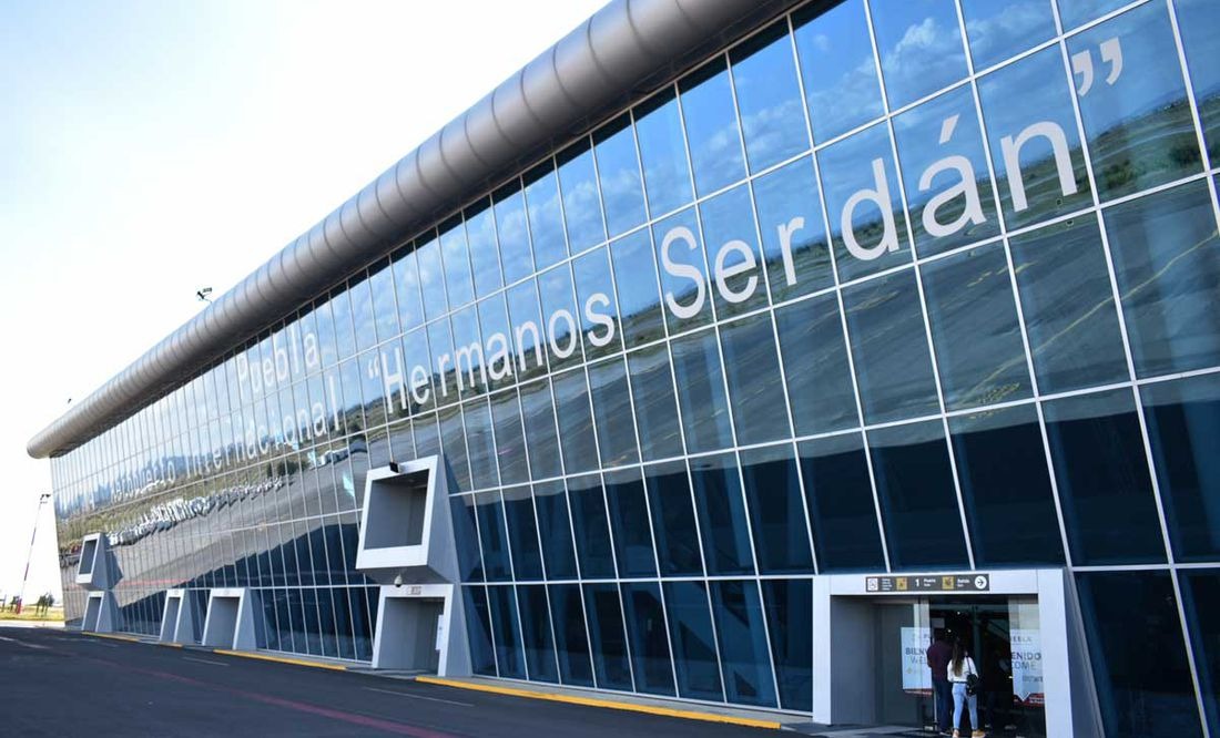 El Heraldo de Poza Rica - Suspenden operaciones en AIHS por caída de ceniza del "Popo"