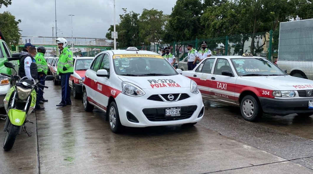 El Heraldo de Poza Rica - Transito vigilará abusos de taxis en Semana Santa