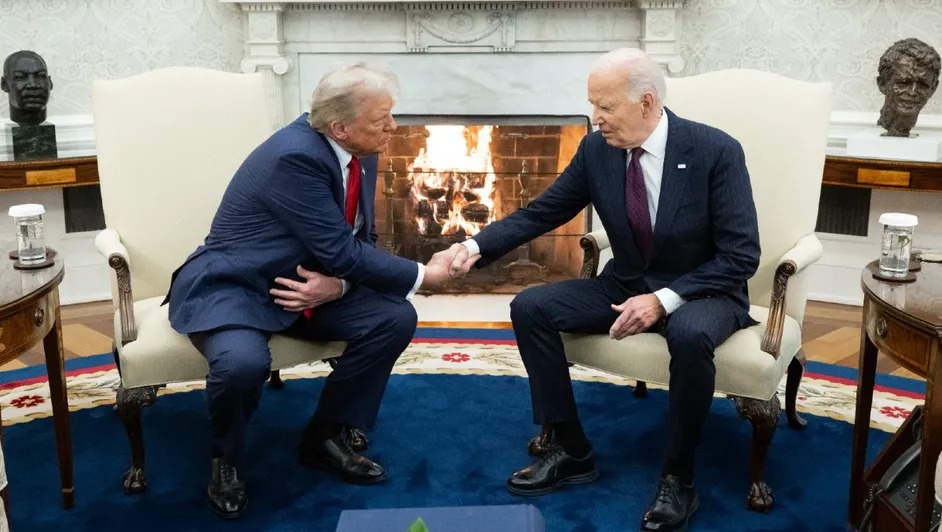 El Heraldo de Poza Rica - Joe Biden recibe a Donald Trump