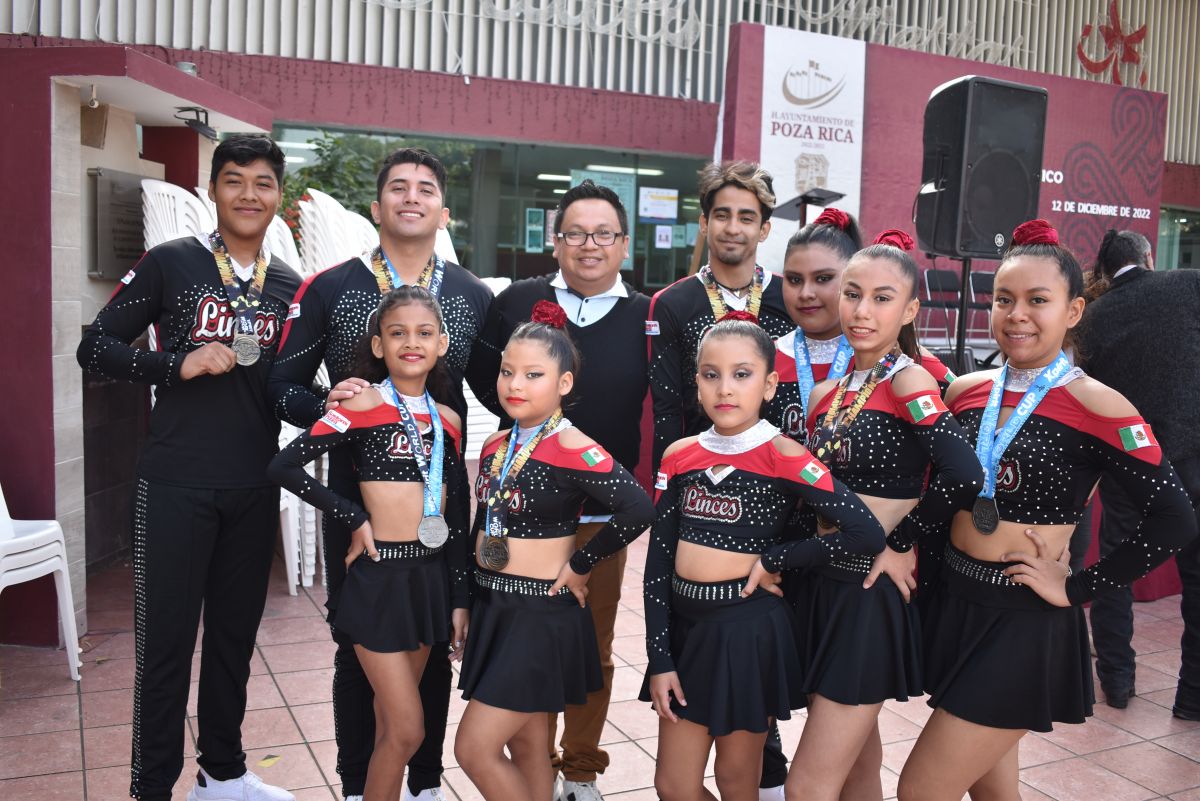 El Heraldo de Poza Rica - Linces, Campeones Internacionales