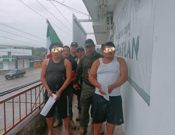 El Heraldo de Poza Rica - Querían dinero fácil y casi matan a su víctima