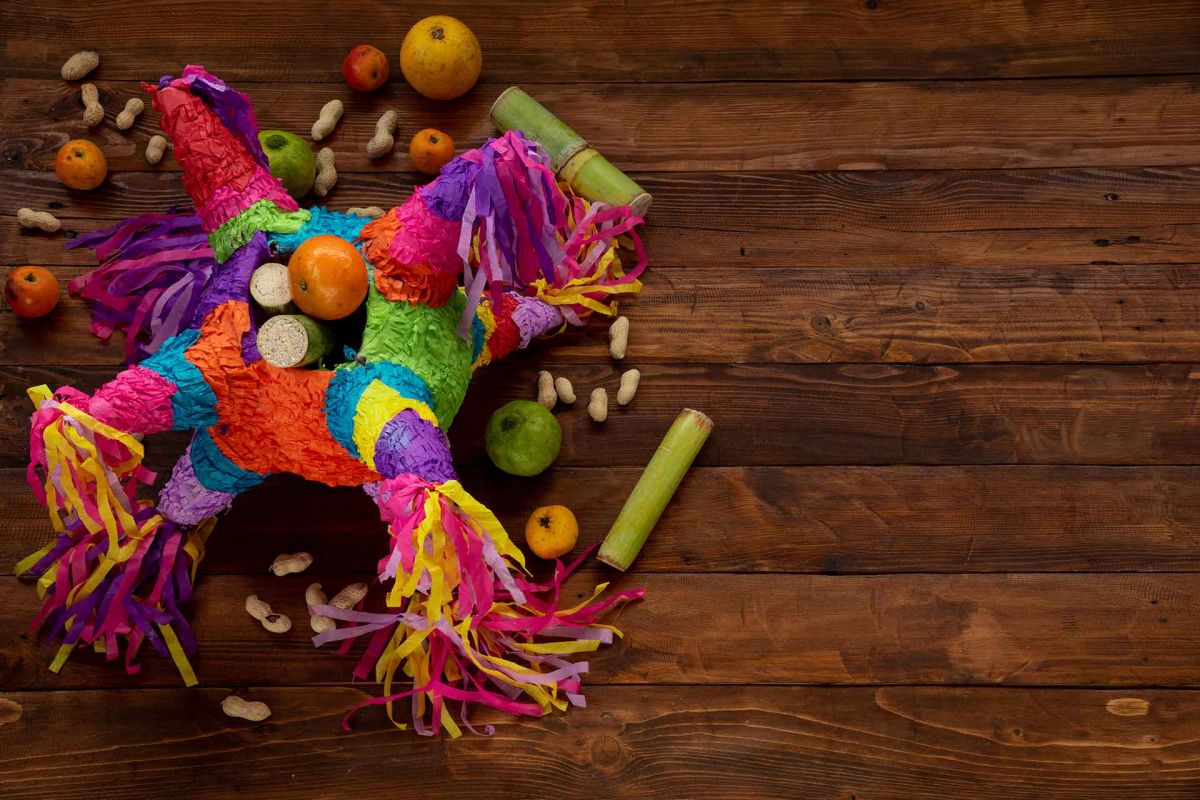 El Heraldo de Poza Rica - Piñatas Navideñas: Tradición y Simbolismo en ...