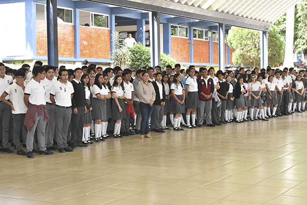 El Heraldo de Poza Rica - Comienza Cbtis con la entrega de fichas